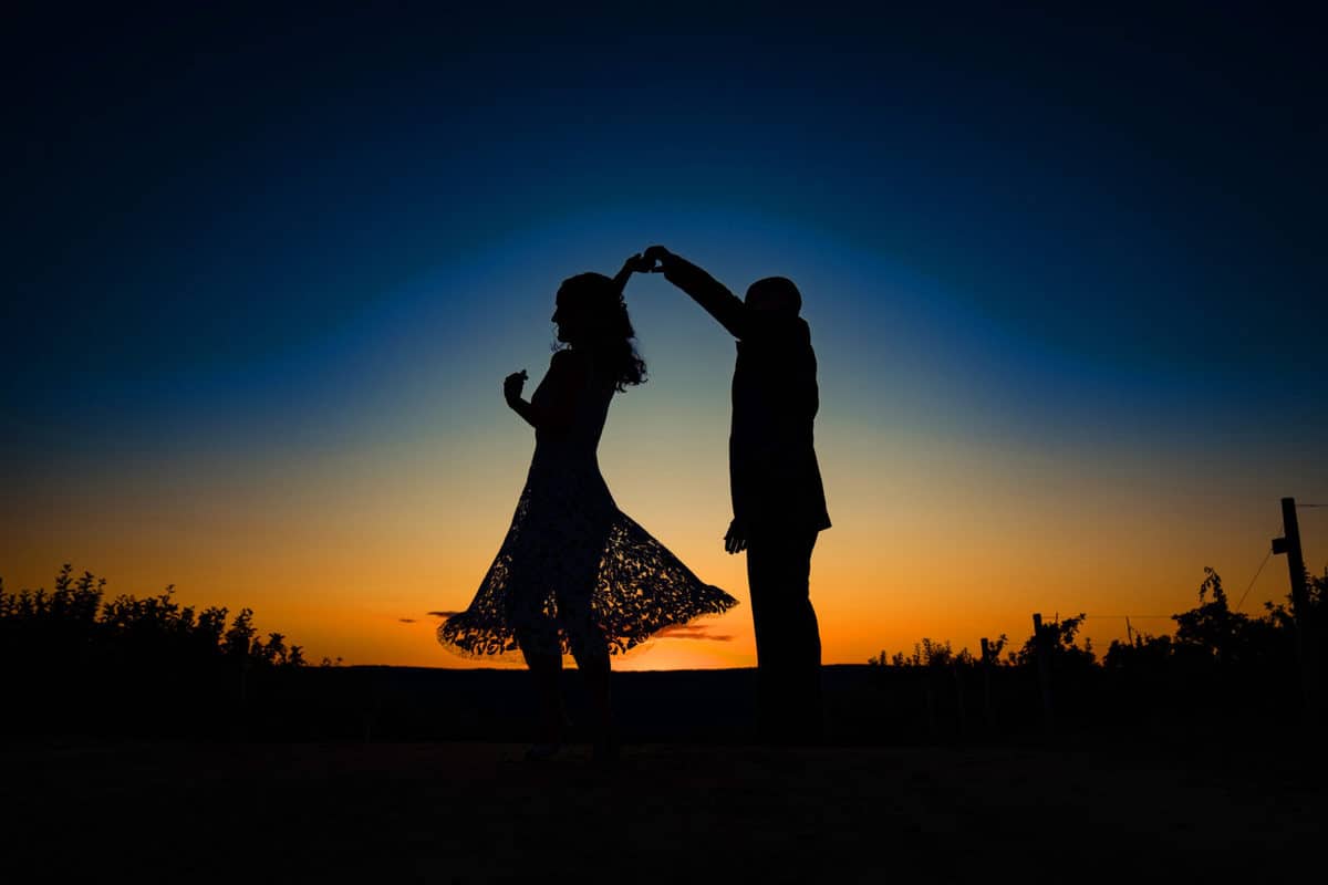 Planning for Twilight Wedding Portraits - Nicole Chan Photo & Video
